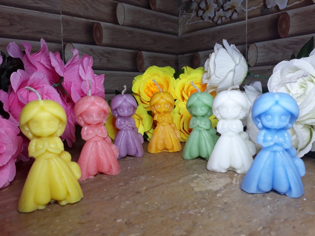 Princess Jasmine Doll Candle – Handcrafted Luxury Scented Decor